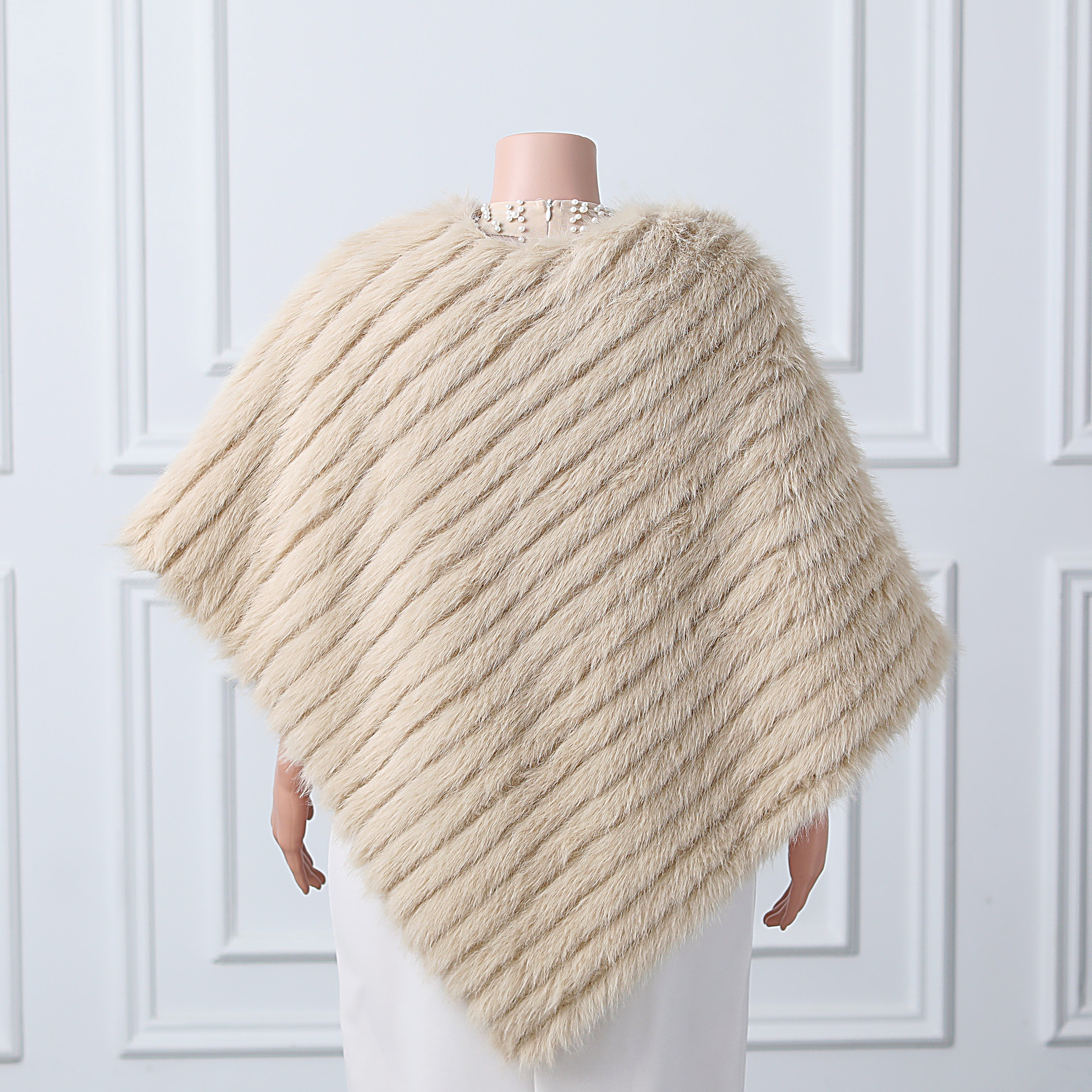Beige Vertical Look Winter Wedding Shawl – Ballbella